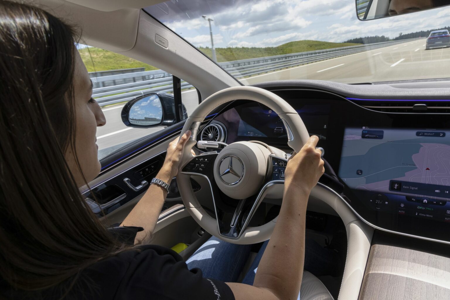 Der DRIVE PILOT der neuen S-Klasse & EQS kann Level 3