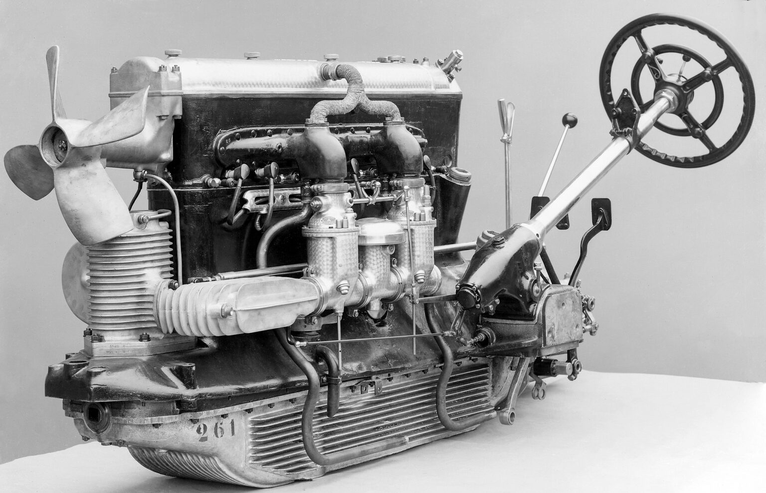 Die legendären Kompressor-Sportwagen S, SS, SSK, SSKL von Mercedes-Benz