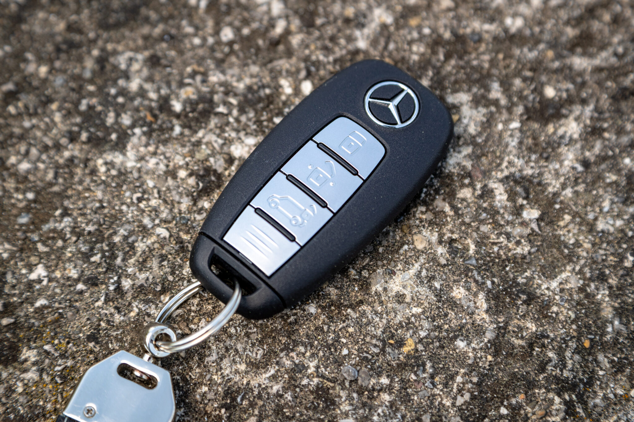 Die KEYLESS-GO Funktion in der T-Klasse von Mercedes-Benz
