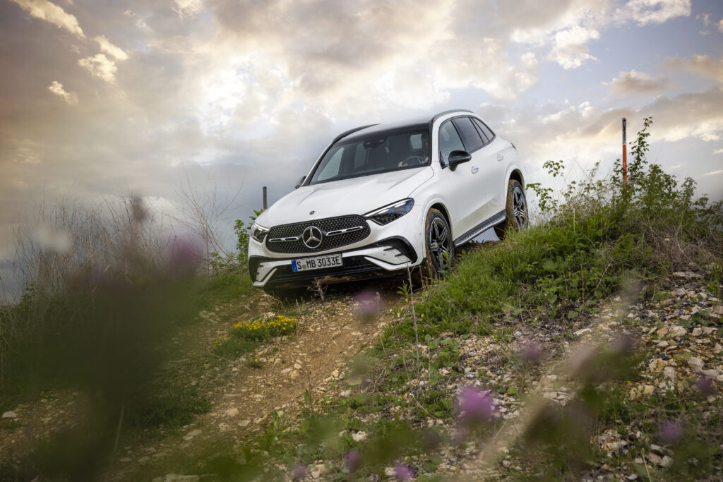 Produktions-Ökosystem MO360 vernetzt Fertigung in Echtzeit | Mercedes ...