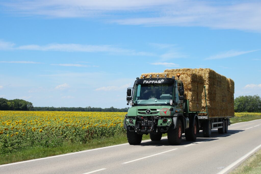 Der Unimog im Agrarlogistik-Einsatz | Mercedes-Benz Passion Blog ...