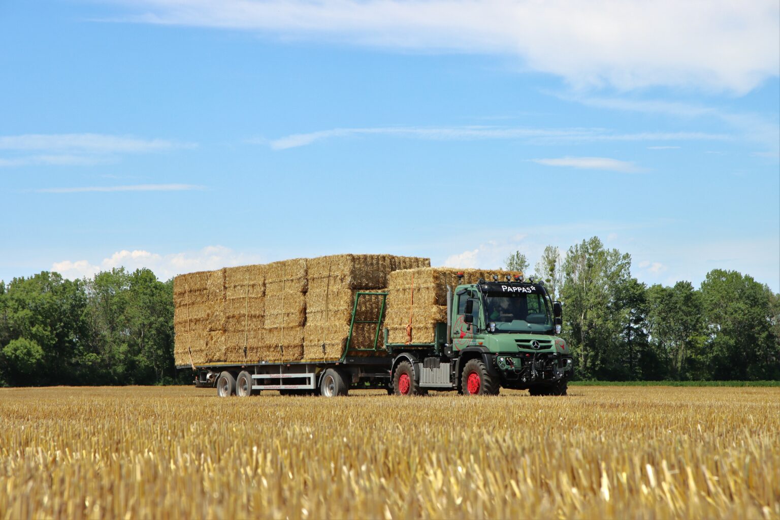 Der Unimog im Agrarlogistik-Einsatz | Mercedes-Benz Passion Blog ...