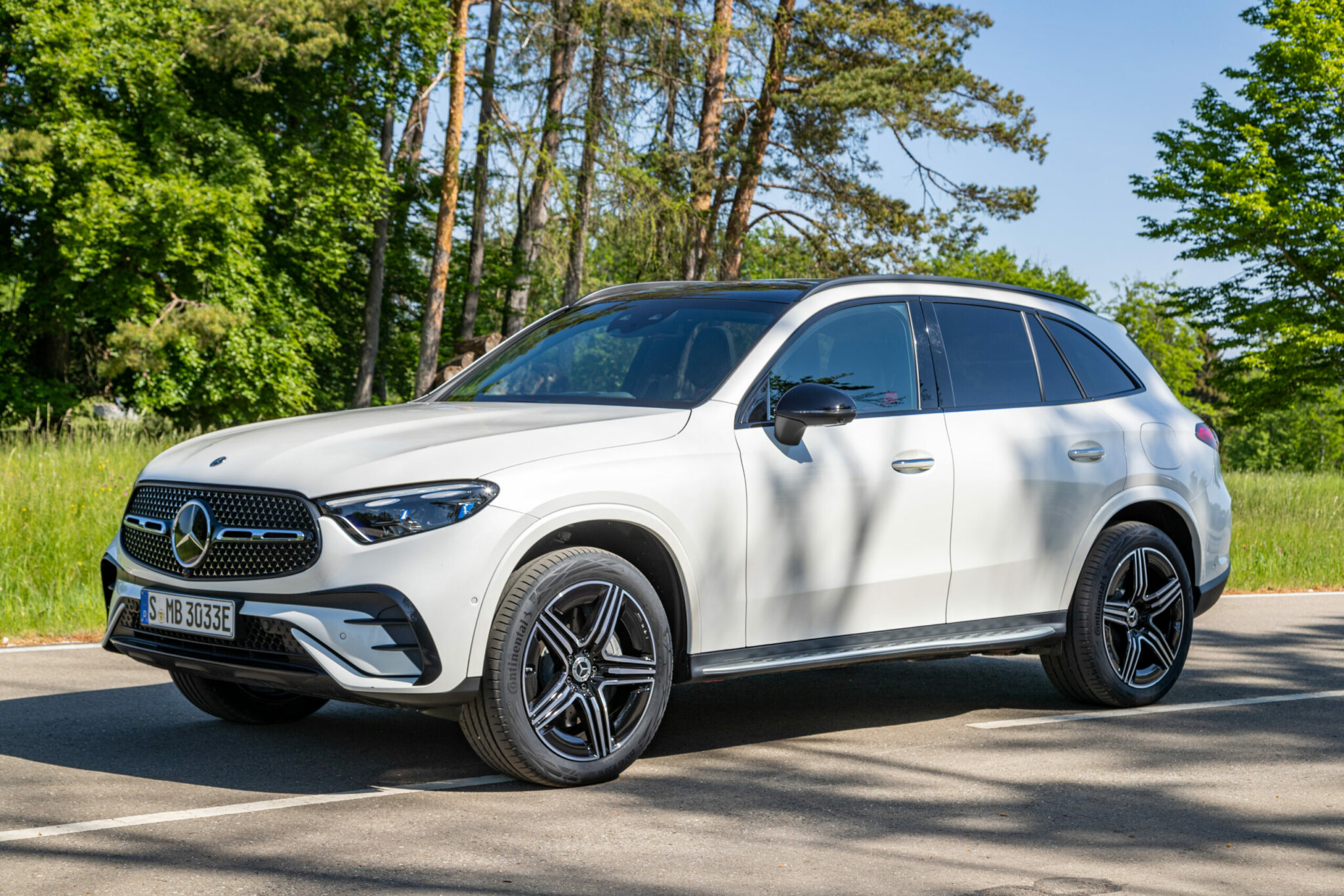 Neue GLC Generation erhält optional transparente Motorhaube
