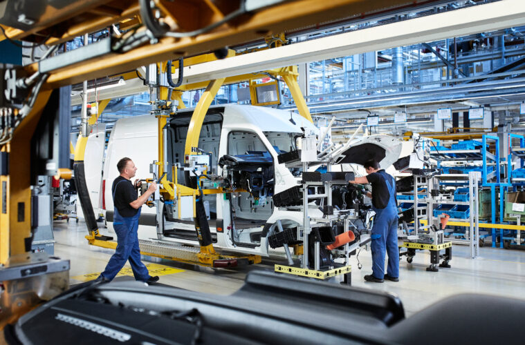 Mercedes-Benz Produktion: News, Bilder & Videos zur Produktion