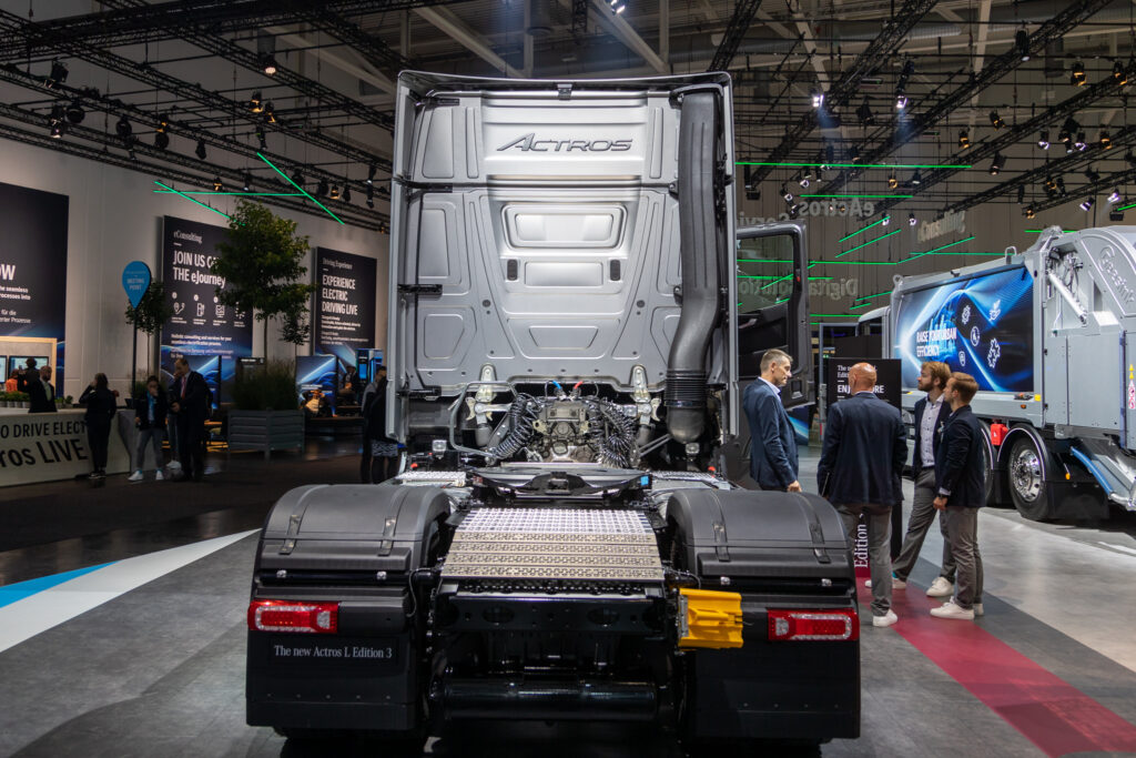 Sondermodell Actros L "Edition 3" von Mercedes-Benz Trucks