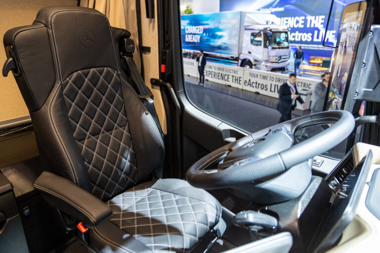 Sondermodell Actros L "Edition 3" von Mercedes-Benz Trucks