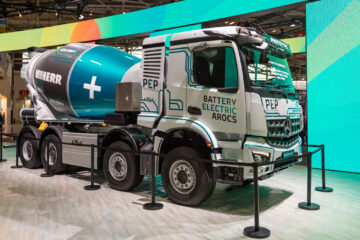 BAUMA: Mercedes-Benz zeigt "Prototype Batterie-Electric Arocs"