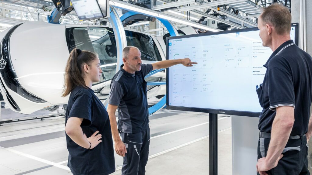 Mercedes-Benz vernetzt Pkw-Werke mit Microsoft Cloud