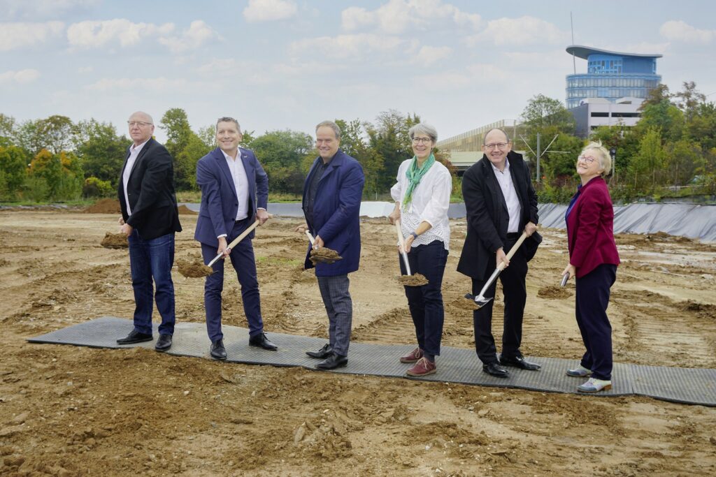 Bestellung von bis zu 75 Gelenkbusse des eCitaro Range Extender