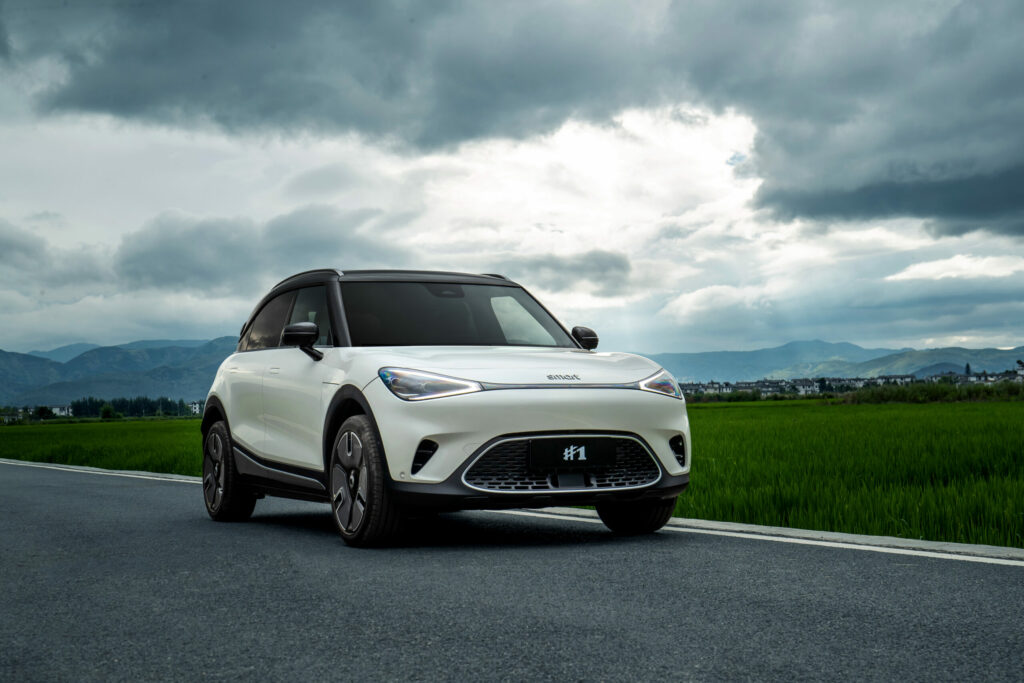 Studie eines extravaganten Cabriolets der Luxusklasse: Luxuriöse ...