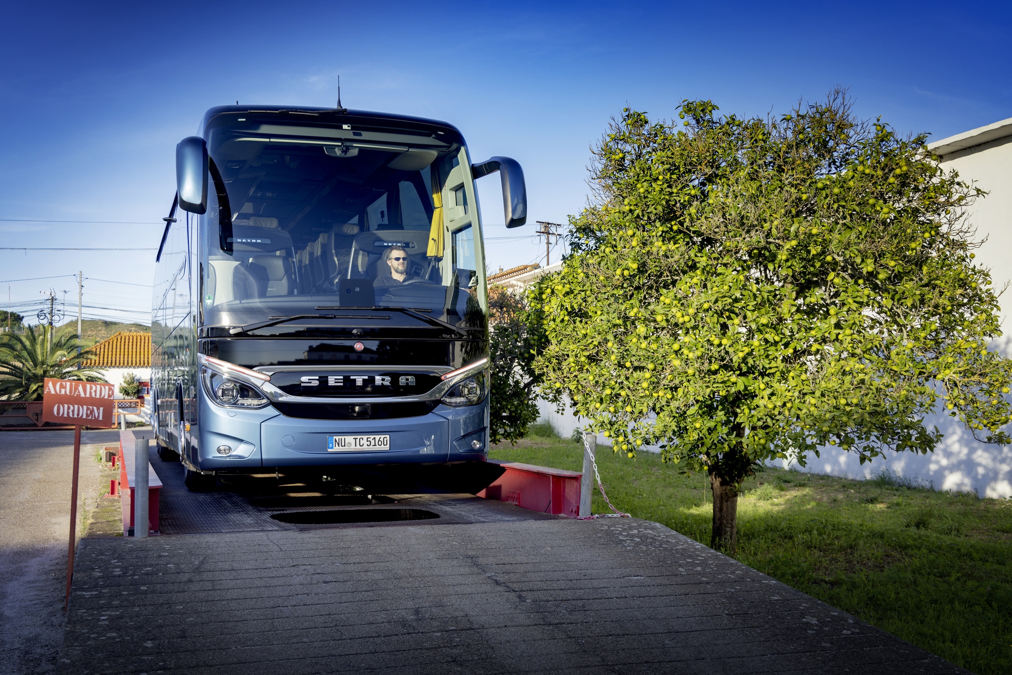 Mit der neuen Setra TopClass & ComfortClass bequem durch Portugal