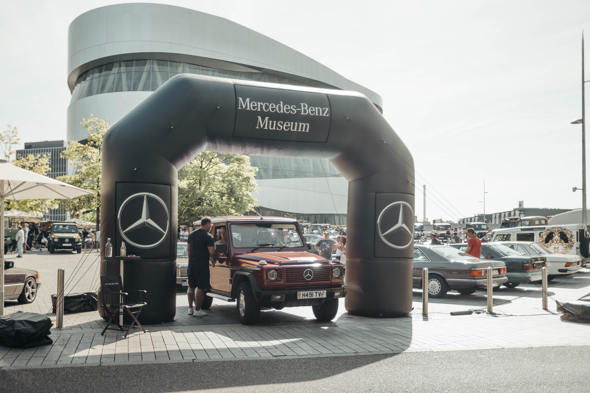 Über 100 G-Klasse Modelle bei Classics & Coffee am Museum