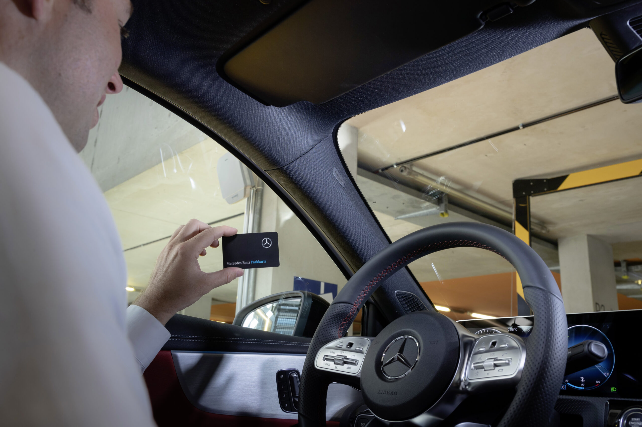 Mercedes-Benz sperrt Parkkarten