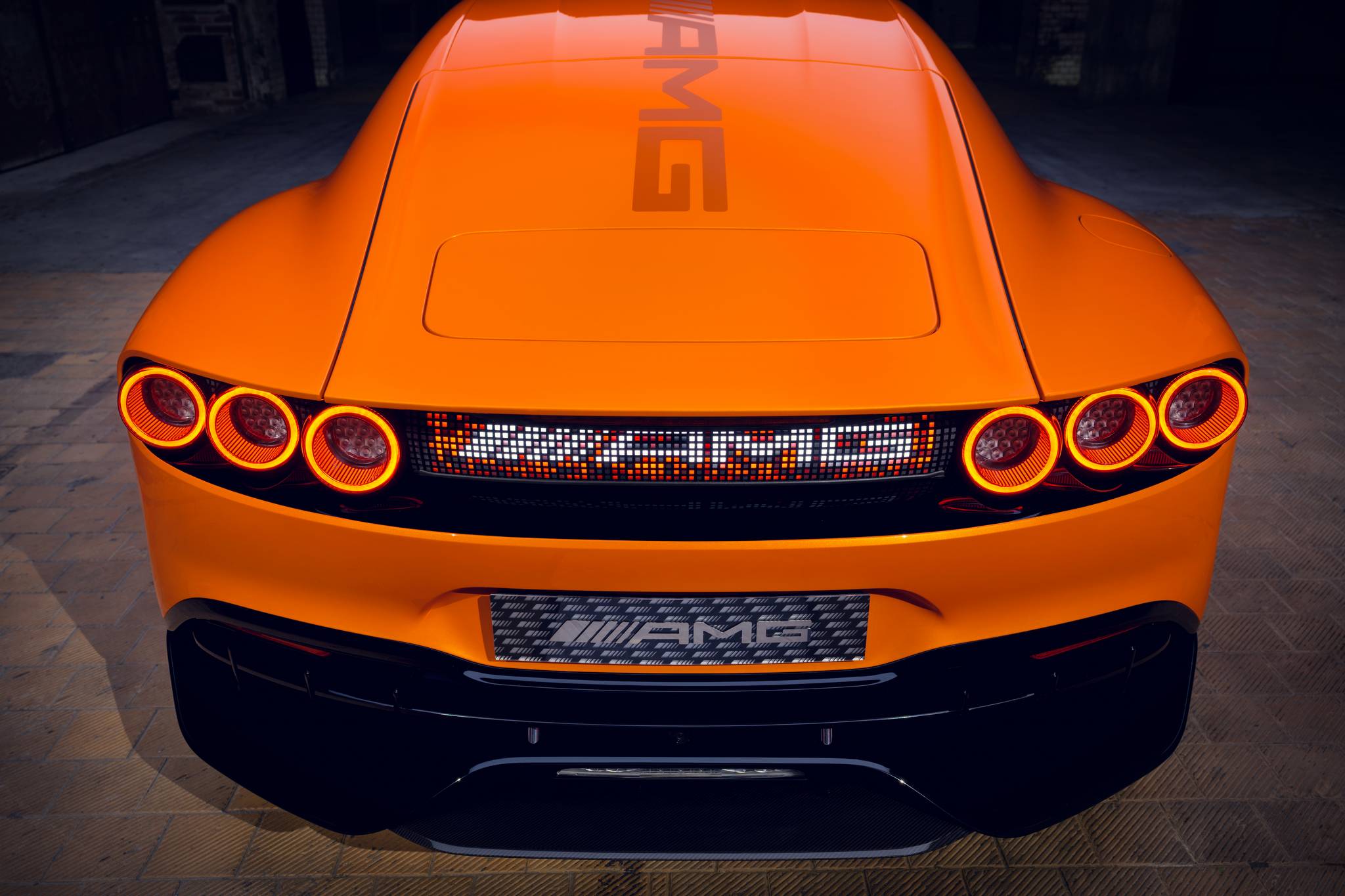 CONCEPT AMG GT XX: Mercedes-AMG definiert elektrische Performance neu