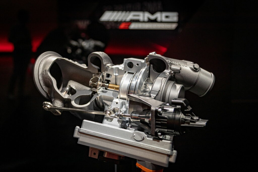 Neuer C 63e 4MATIC+ erhält M 139 mit mehr als 330 kW + E-Motor