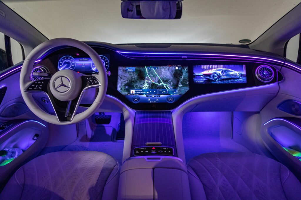 Mehr Details zum MBUX Hyperscreen