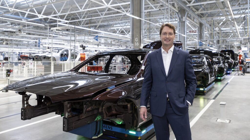 Feierliche Eröffnung der Factory 56 und Produktionsstart der neuen ...